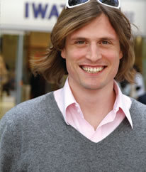 Dominic Walker | Fukuoka Now