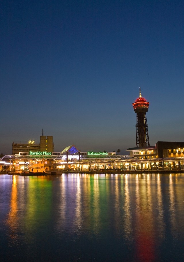 Bayside Place Back in the Black | Fukuoka Now